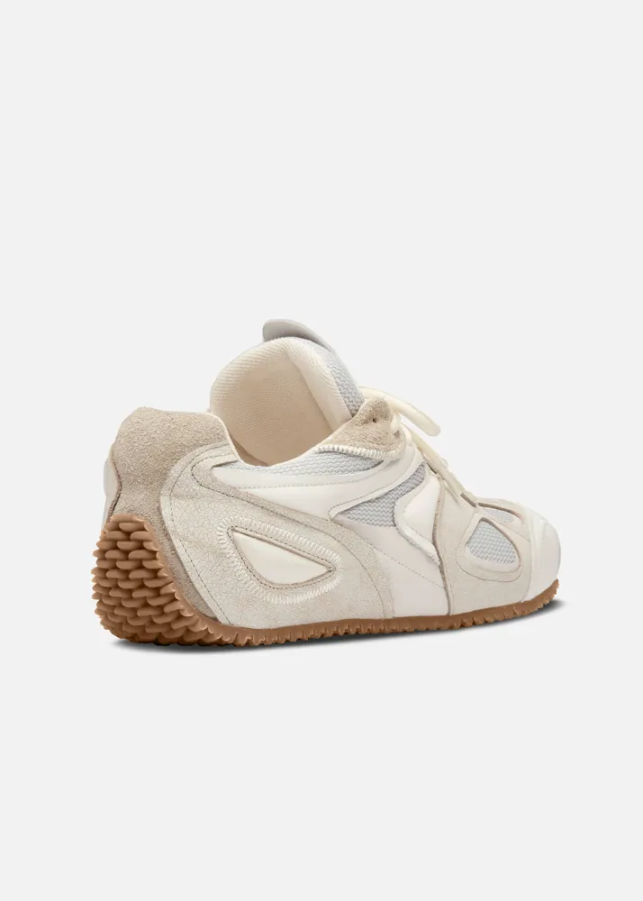 AXEL ARIGATO - Slow Runner